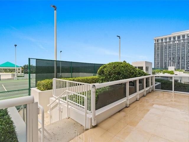 4775 Collins Ave Apt 507, Miami Beach, FL 33140