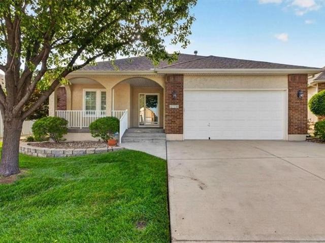 4776 SW Leafwing Dr, Lee's Summit, MO 64082
