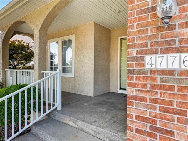 4776 SW Leafwing Drive