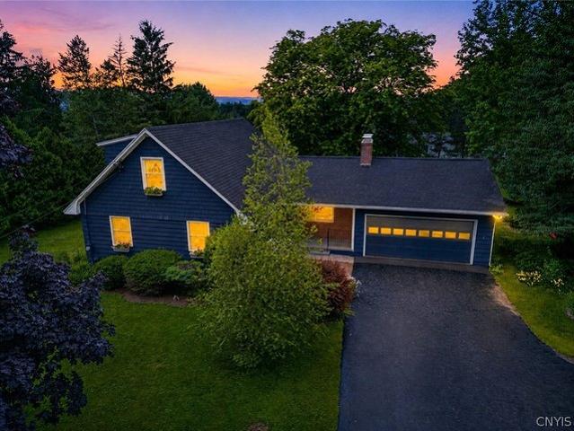 4777 Enders Rd, Manlius, NY 13104