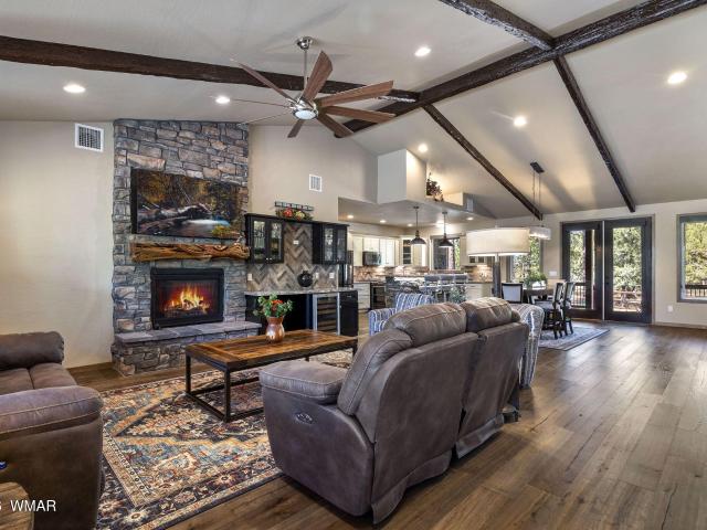4770 Mountain Gate Circle