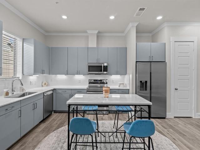 4770 N Luxe Lane # 1105A