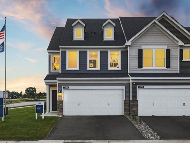 4773 Airlake Dr, Woodbury, MN 55129