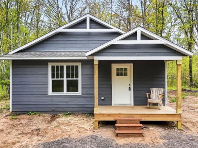 4773 Setting Sun Dr, Jackson, WI 54830