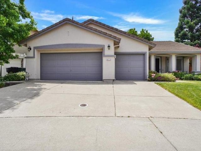 477 Anacapa Dr, Roseville, CA 95678