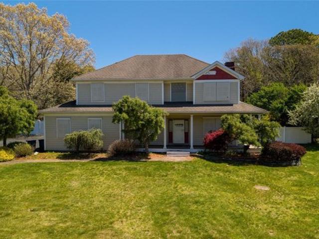 477 Harrison Ave, Miller Place, NY 11764