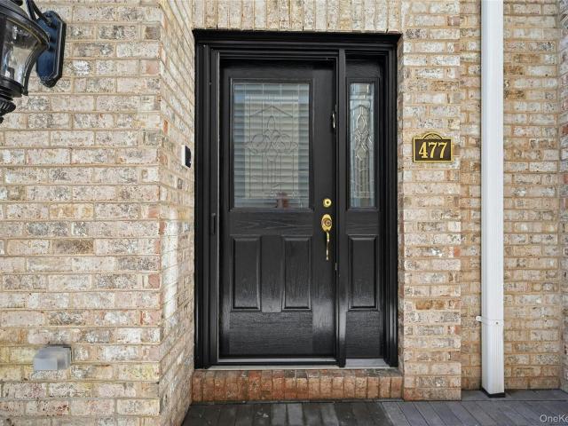 477 Pacing Way, Westbury, NY 11590 | MLS #985533