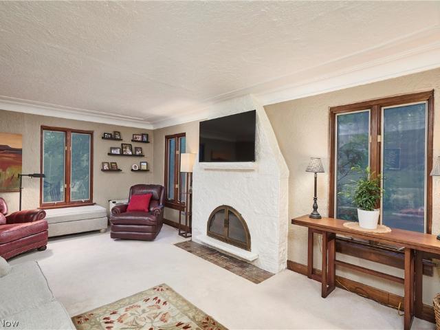 477 Palisades Drive