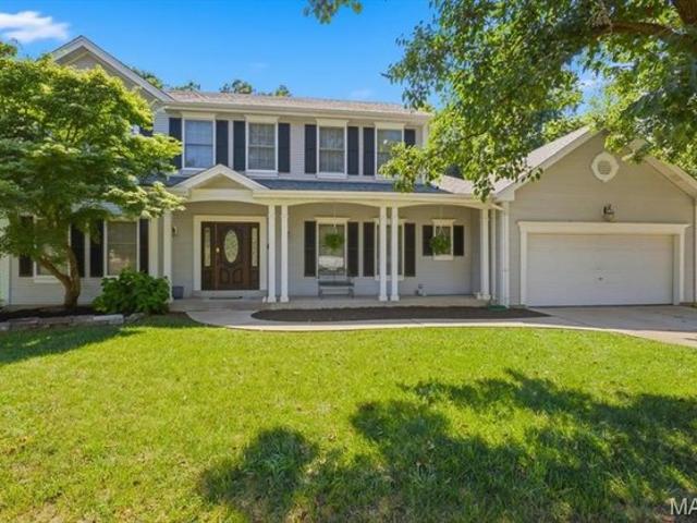 477 Redwood Forest Dr, Ballwin, MO 63021