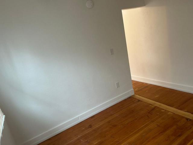 477 W 8th 4 plex 1 Bedroom Apartment for Rent at 477 W 8th Ave, Eugene, OR 97401 Jefferson Westside