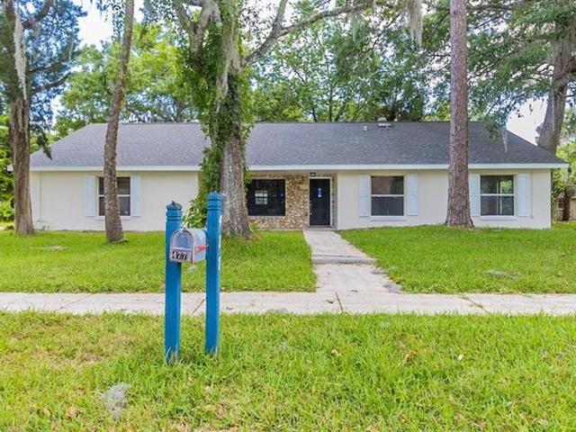 477 Woodstock Dr, Port Orange, FL 32127