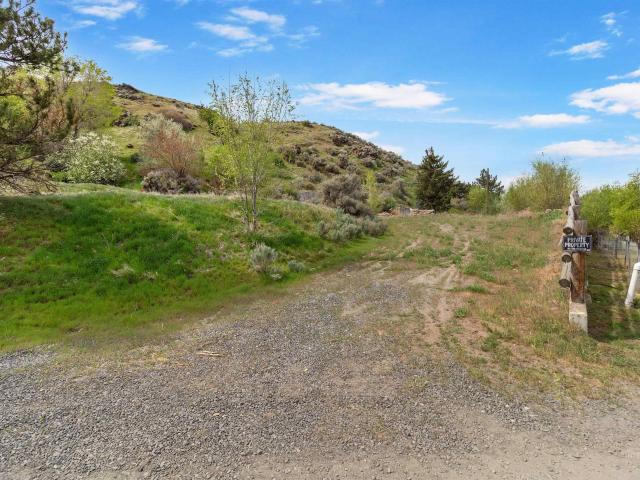 4785 A River Road