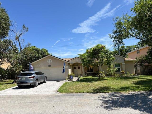 4786 NW 14th St, Coconut Creek, FL 33063