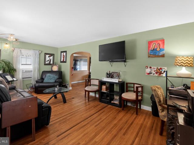 4787 Oak Ter, Pennsauken, NJ 08109 | MLS #NJCD2115