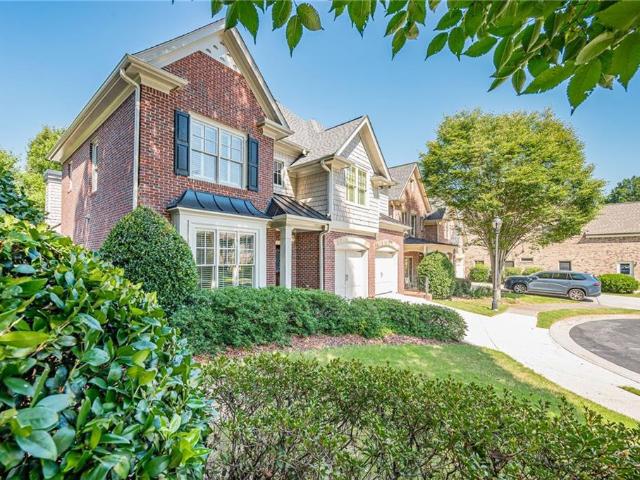 4787 Lakeway Place