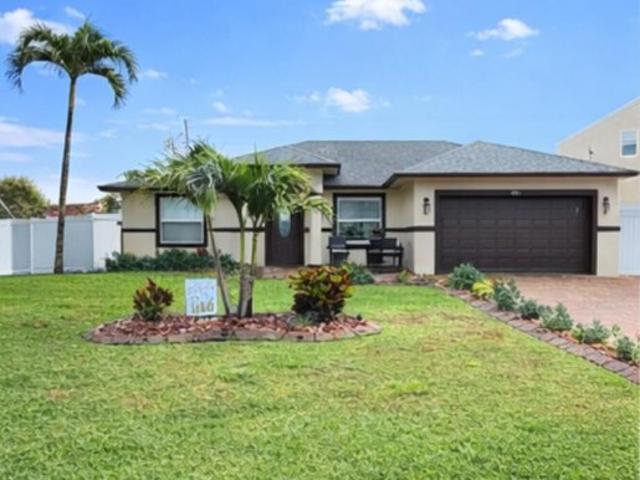 4789 Dolphin Dr, Lake Worth, FL 33463