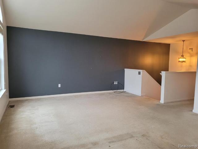 47808 pembroke drive # 115