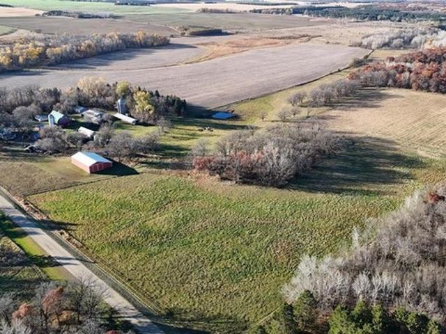 47811 th St, New York Mills, MN 56567