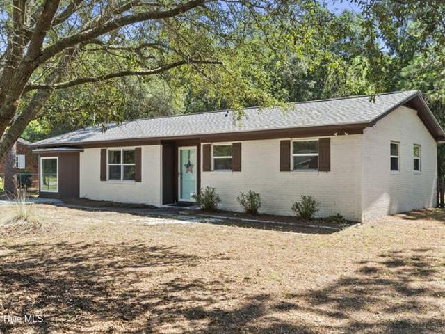 4782 Oakview Dr SE, Southport, NC 28461