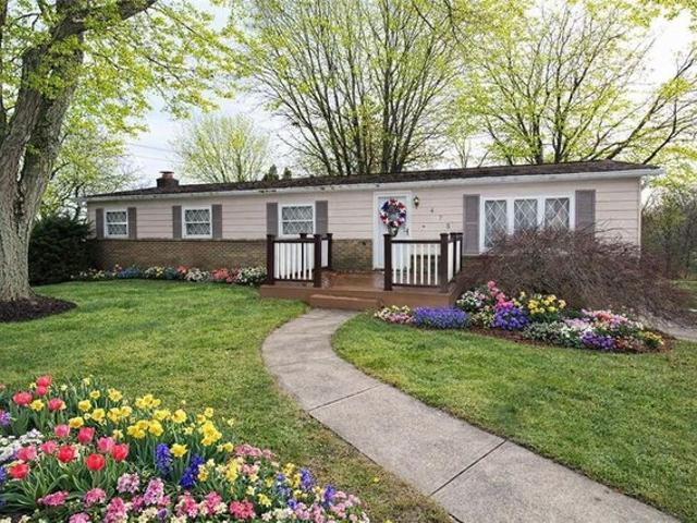 478 Cecil Henderson Rd, Clarksville, PA 15322