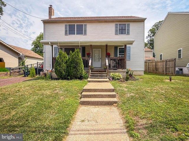 478 Cedar Ave, Feasterville Trevose, PA 19053