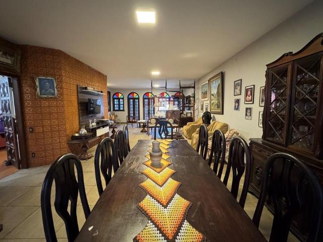 478 Área Útil Casa Alugar, 7 Dormitórios localizado em Rua Corinto, 327 proximo hospital Life Center Serra, Belo Horizonte, Minas Gerais, 30220310 | Brasil