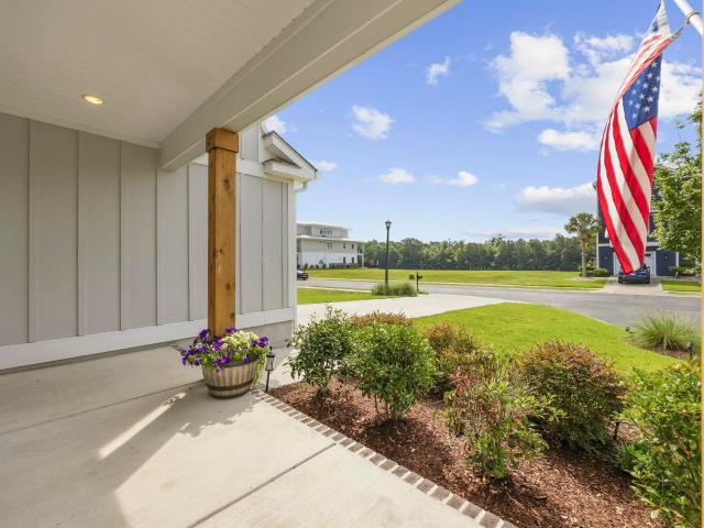478 Harbor View Dr