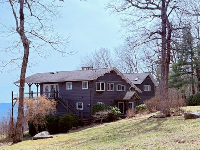 478 Hickory Knut Gap Road