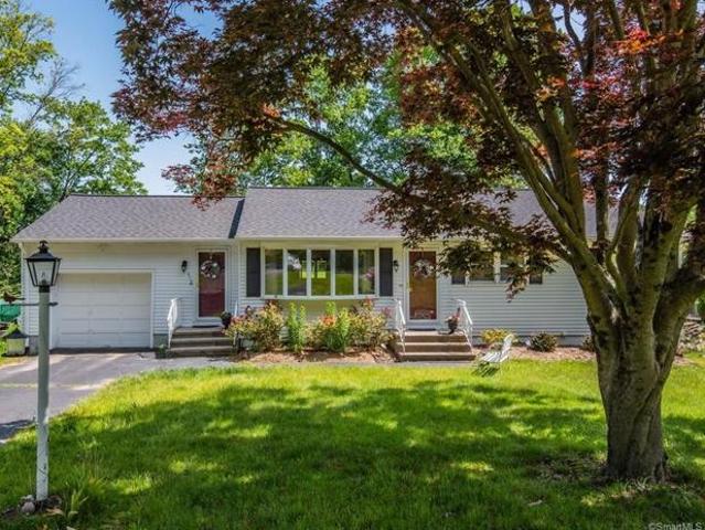 478 Lakeside Blvd W, Waterbury, CT 06708