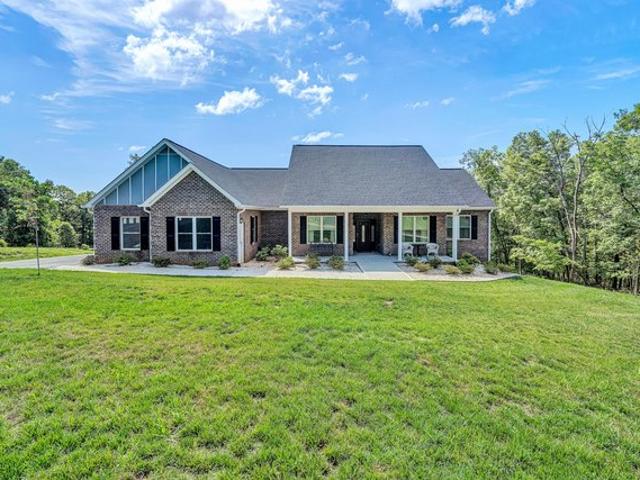 478 Summit Dr, Rocky Mount, VA 24151