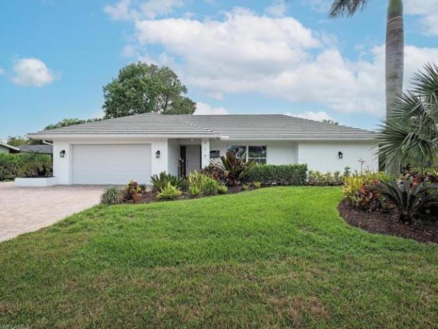 478 Palm River Blvd, Naples, FL 34110