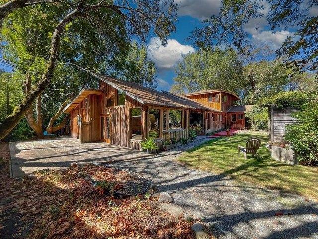 478 Redway Dr, Redway, CA 95560