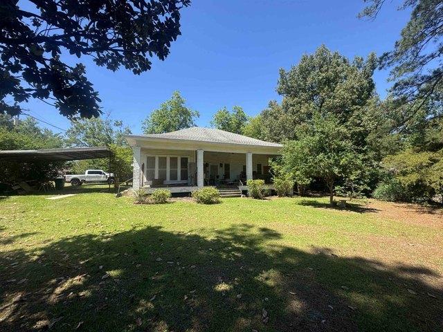 478 W Wellington St, Carthage, TX 75633