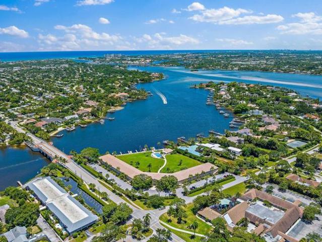 478 Tequesta Dr #107, Tequesta, FL 33469 in Jupiter, Florida
