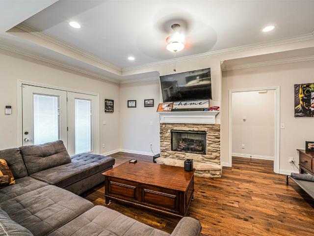 478 Valley Point Court
