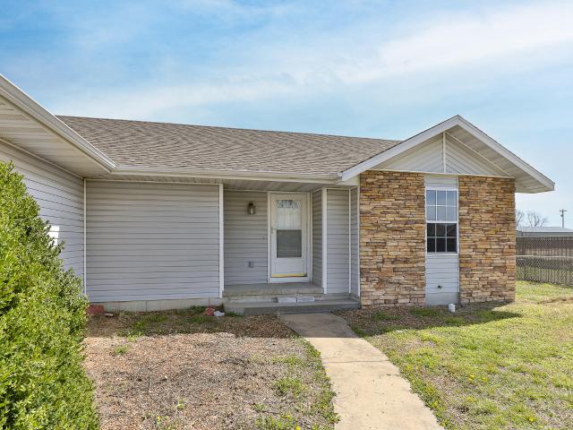 4794 Karlin Lane