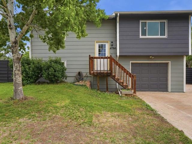 4794 Trail Dr, Rapid City, SD 57703