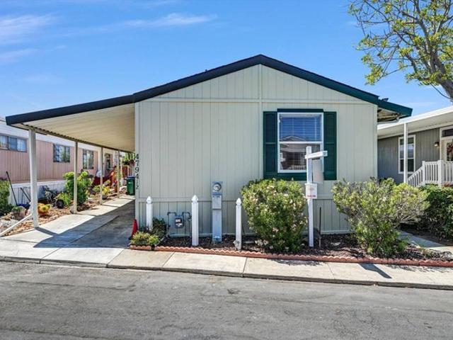 4794.5 Old Cliffs Rd, San Diego, CA 92120