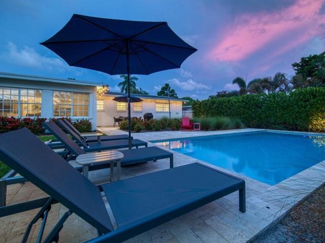 4795 NE 18th Ave, Oakland Park, FL 33334
