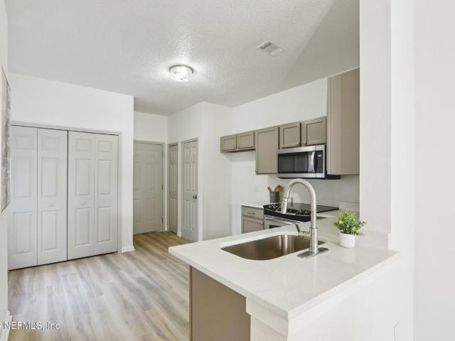 4795 Playpen Dr, Jacksonville, FL 32210 | MLS #2128 | Compass