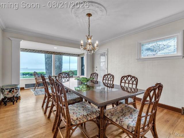 4796 Lakeshore Road