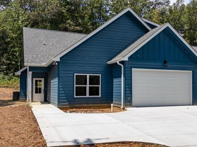 4797 Green Shanty Rd, Ooltewah, TN 37363