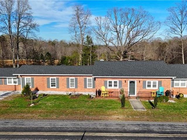 4797 Rockford Rd, Dobson, NC 27017