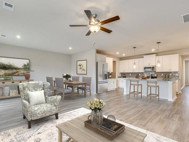 4798 Hartshorn Cir, Aiken, SC 29801