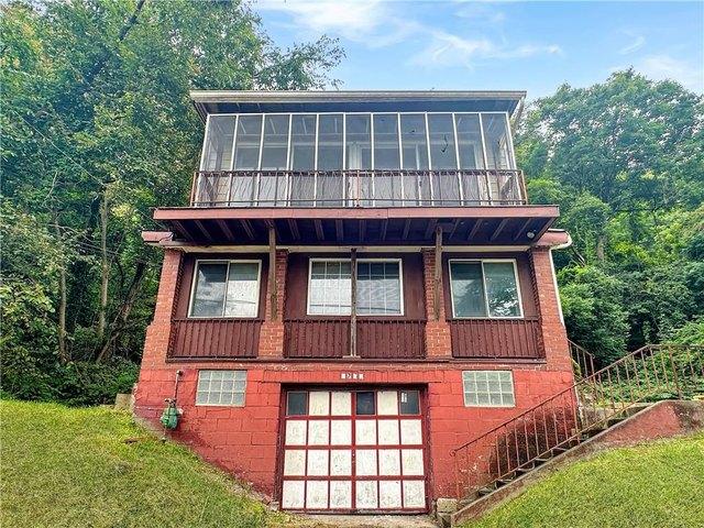 4799 Allegheny River Blvd, Verona, PA 15147