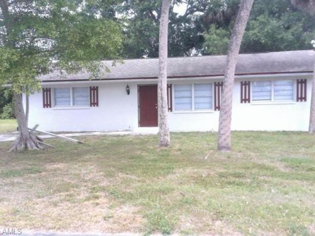 4791 Zana Dr, Fort Myers, FL 33905