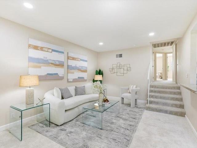 479 Costa Mesa Ter Apt B, Sunnyvale, CA 94085