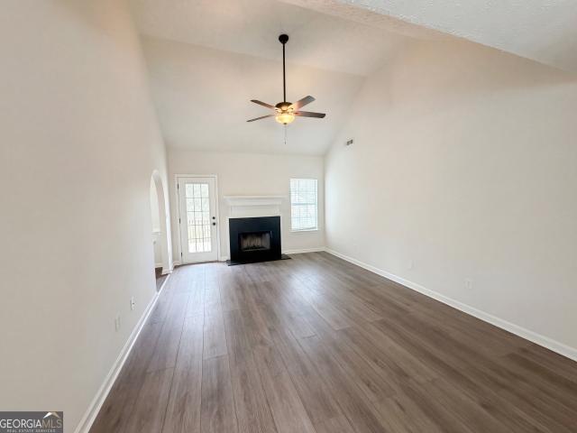 479 Clearwater Way