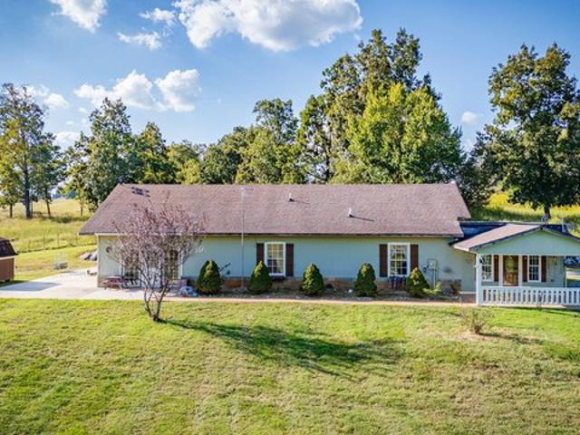 479 Buckingham Rd, Johnson City, TN 37615