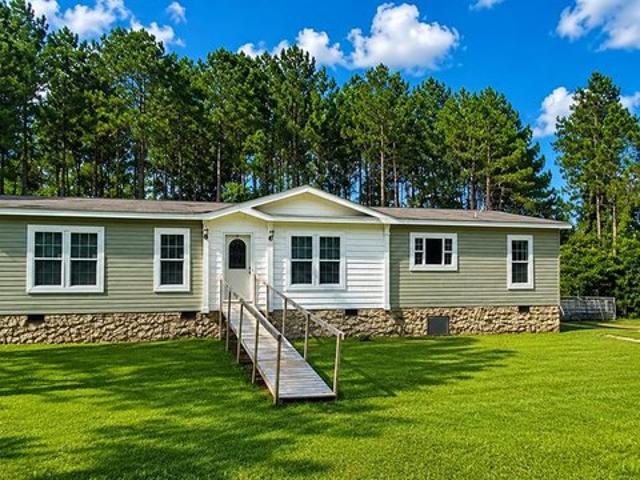 479 Doc Lindsey Rd, Norman Park, GA 31771